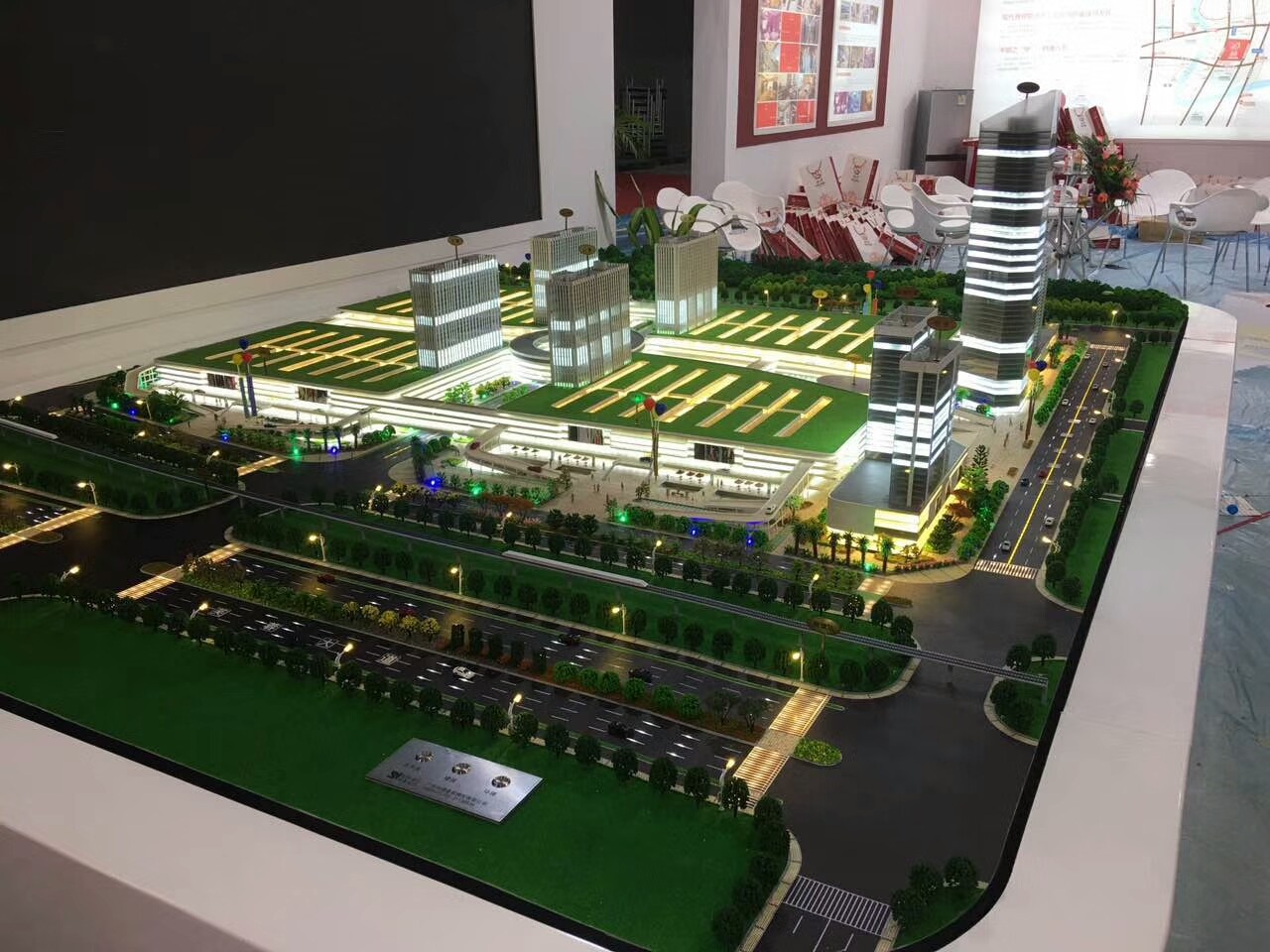 Commercial Shopping Mall Model , 1 / 50 Scale Construction Scale Models